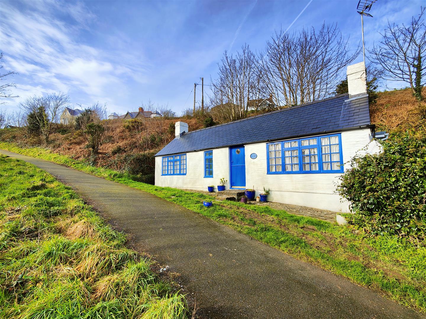 Crows Cottage, Penslade, Fishguard – JJMorris